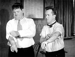 Stan laurel oliver hardy en El Gordo Y El Flaco (laurel Y Hardy) - GIF ...